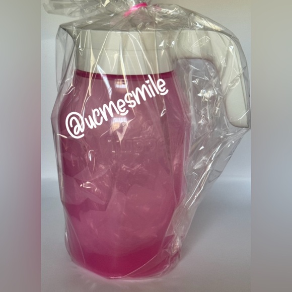 Tupperware | Dining | Tupperware Universal Pink 3l Twist Jar Pitcher ...